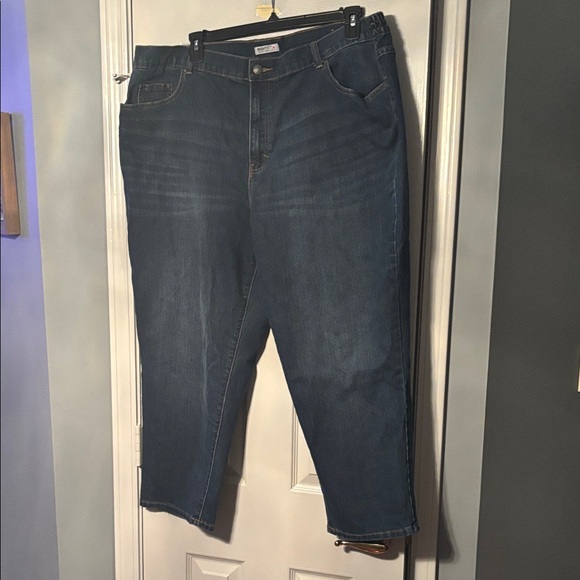 Catherines | Jeans | Catherines Dark Indigo Right Fit Moderately Curvy ...